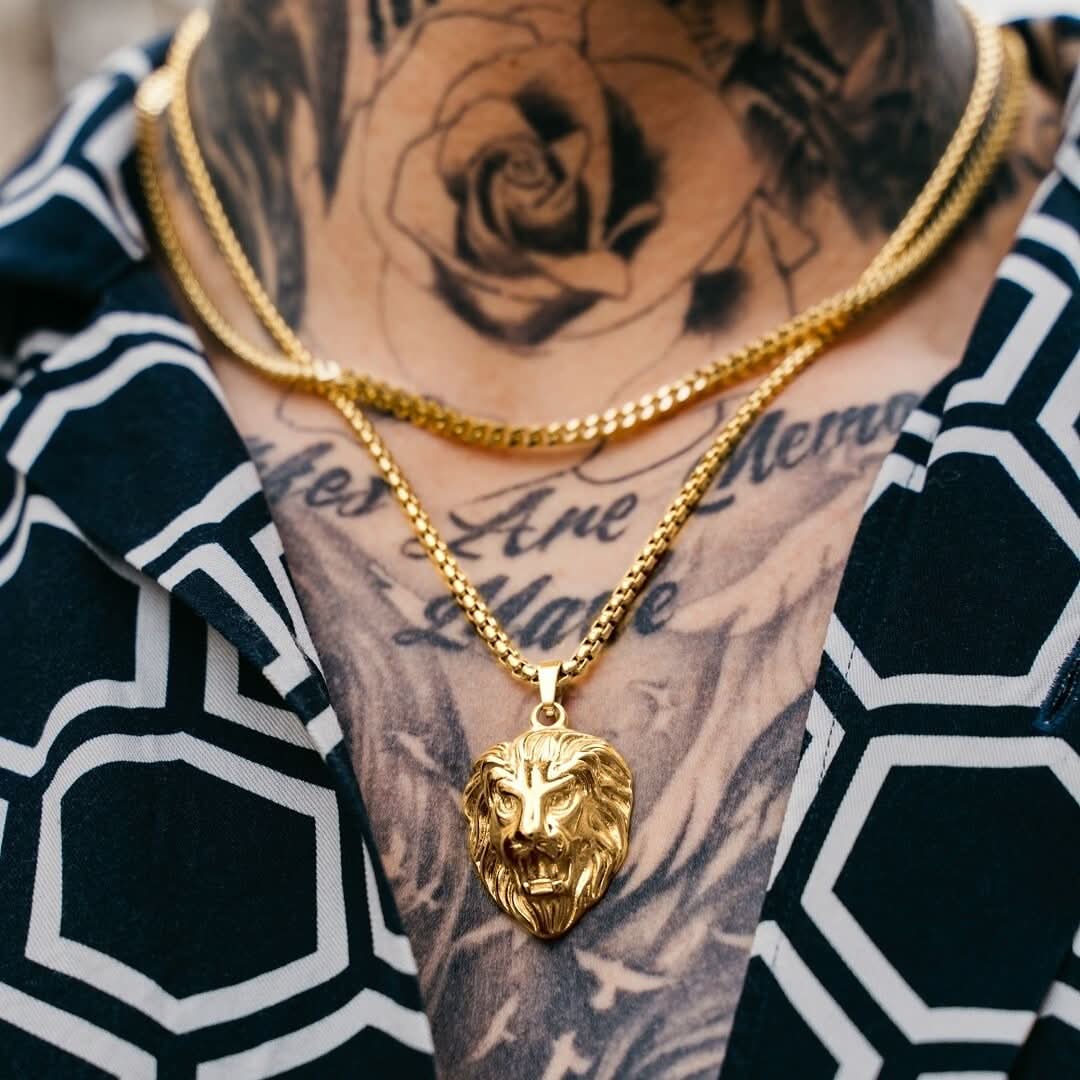 Men's Gold Lion Pendant x Franco Chain Set | VIRAGE London